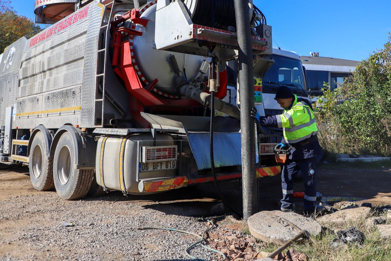 SASKİ robotlarla hatları temizliyor - Kalem Kıbrıs